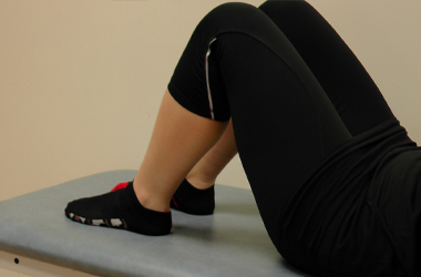 Single knee hug - South Tees Hospitals NHS Foundation Trust