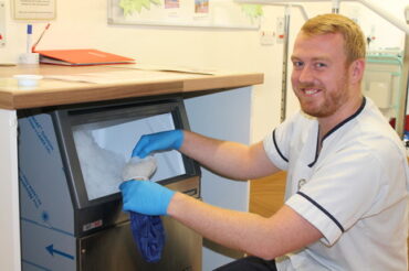 Orthopaedic ward acquires ice machine to improve services to its ...